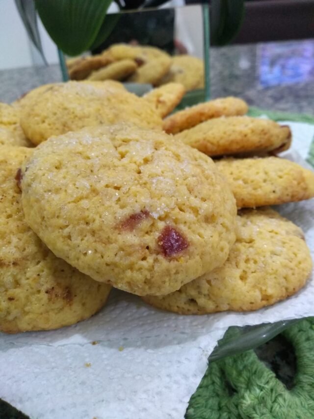 Broa de Fubá com Goiabada